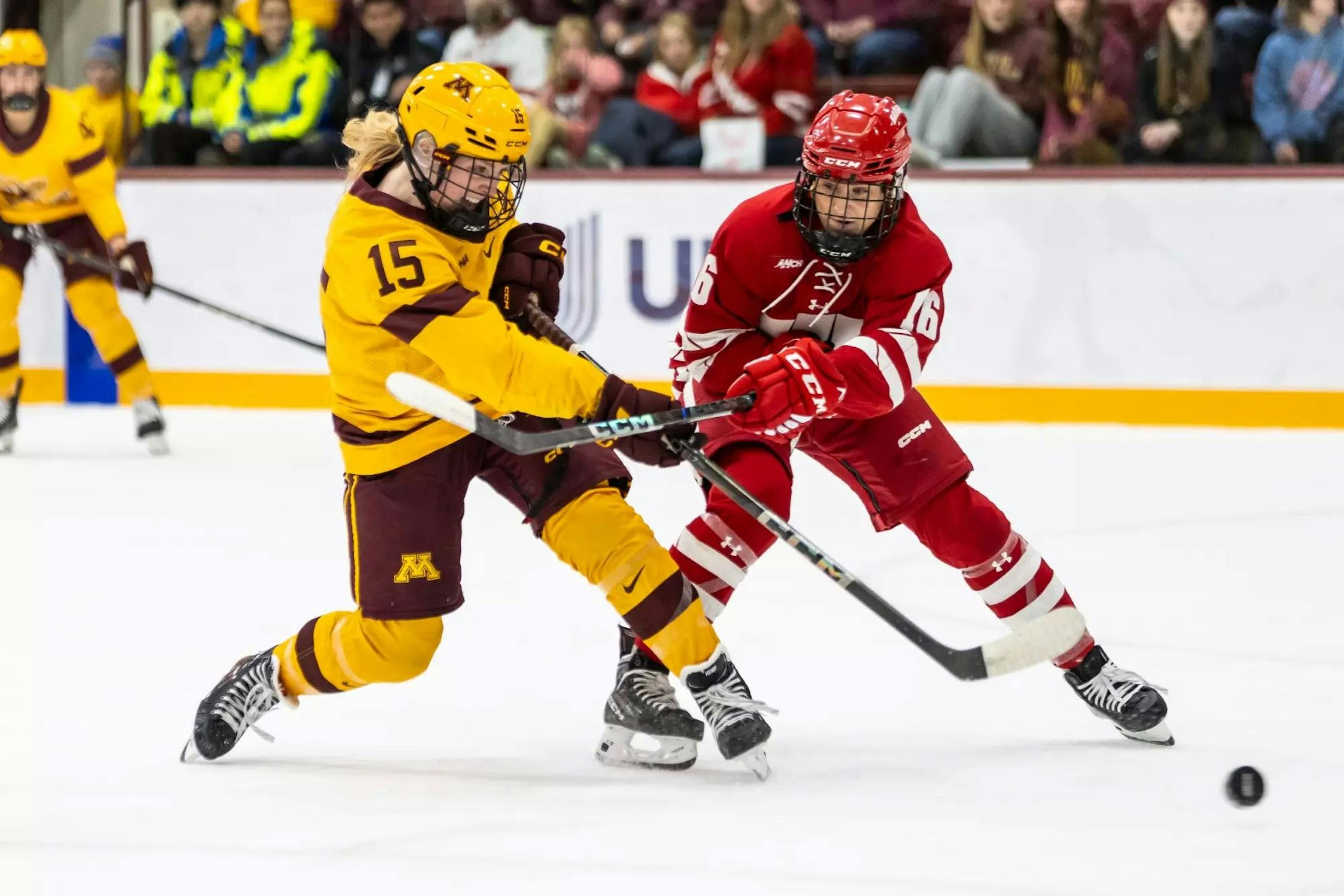 Women’s Frozen Four pits Gophers vs. archrival Wisconsin Badgers
