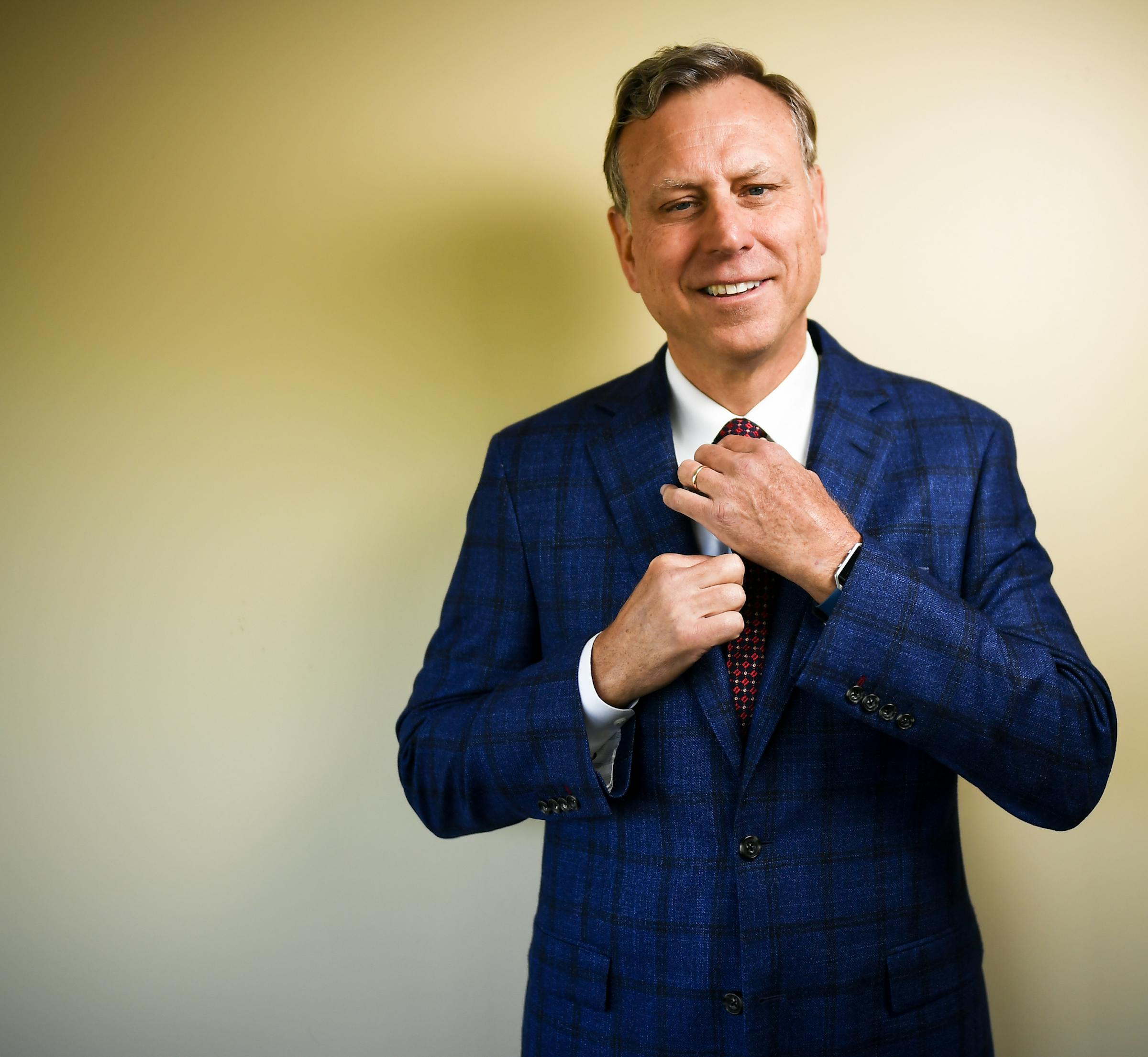 Former Allen Edmonds CEO launches online upscale clothier CircleRock