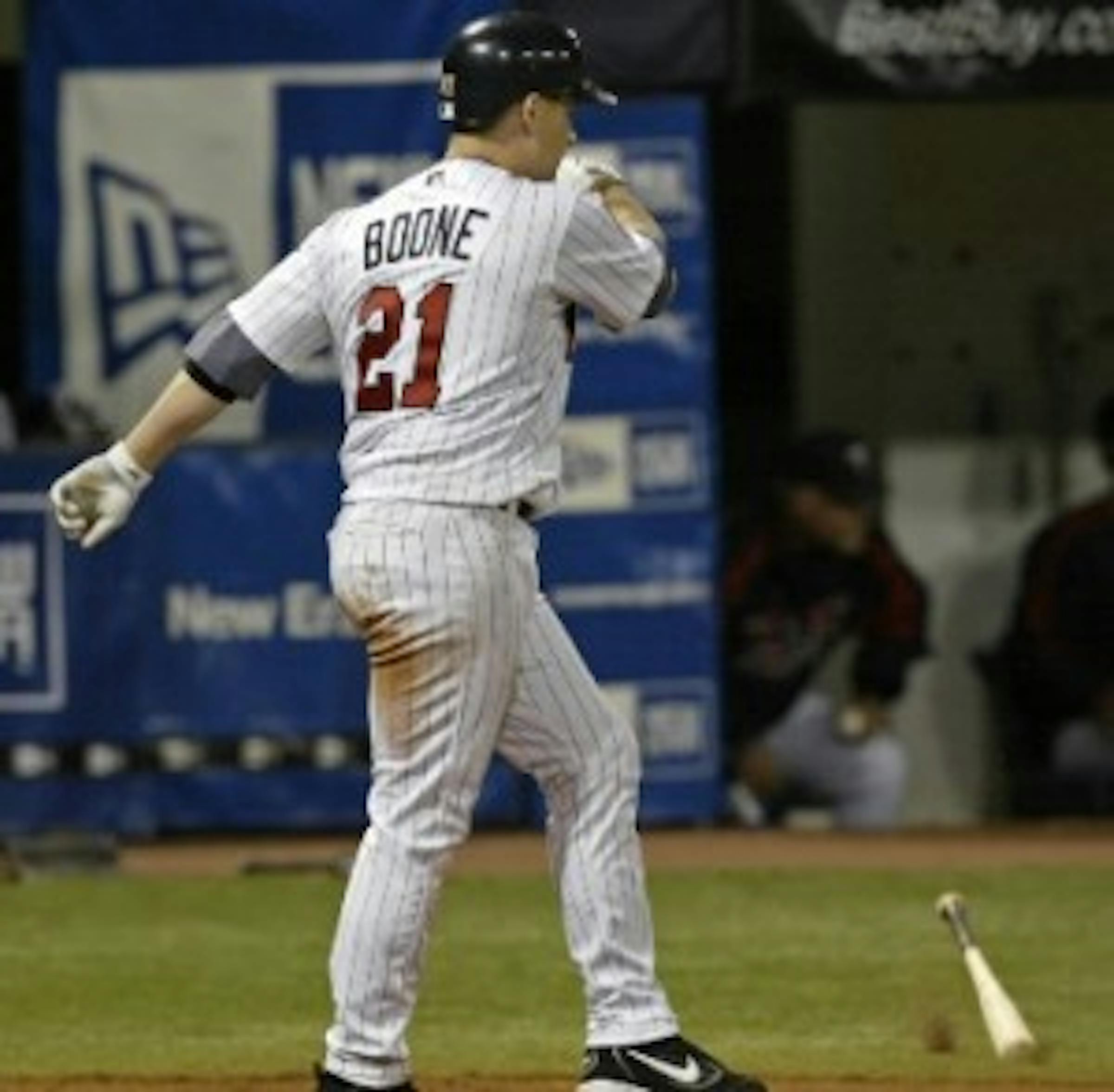 New Bret Boone book: alcohol problem derailed stint with Twins