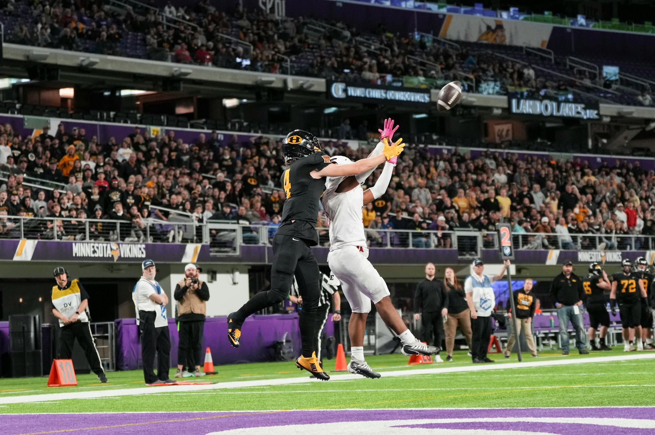 Simley's offensive attack too much for Hutchinson in Class 4A Prep Bowl