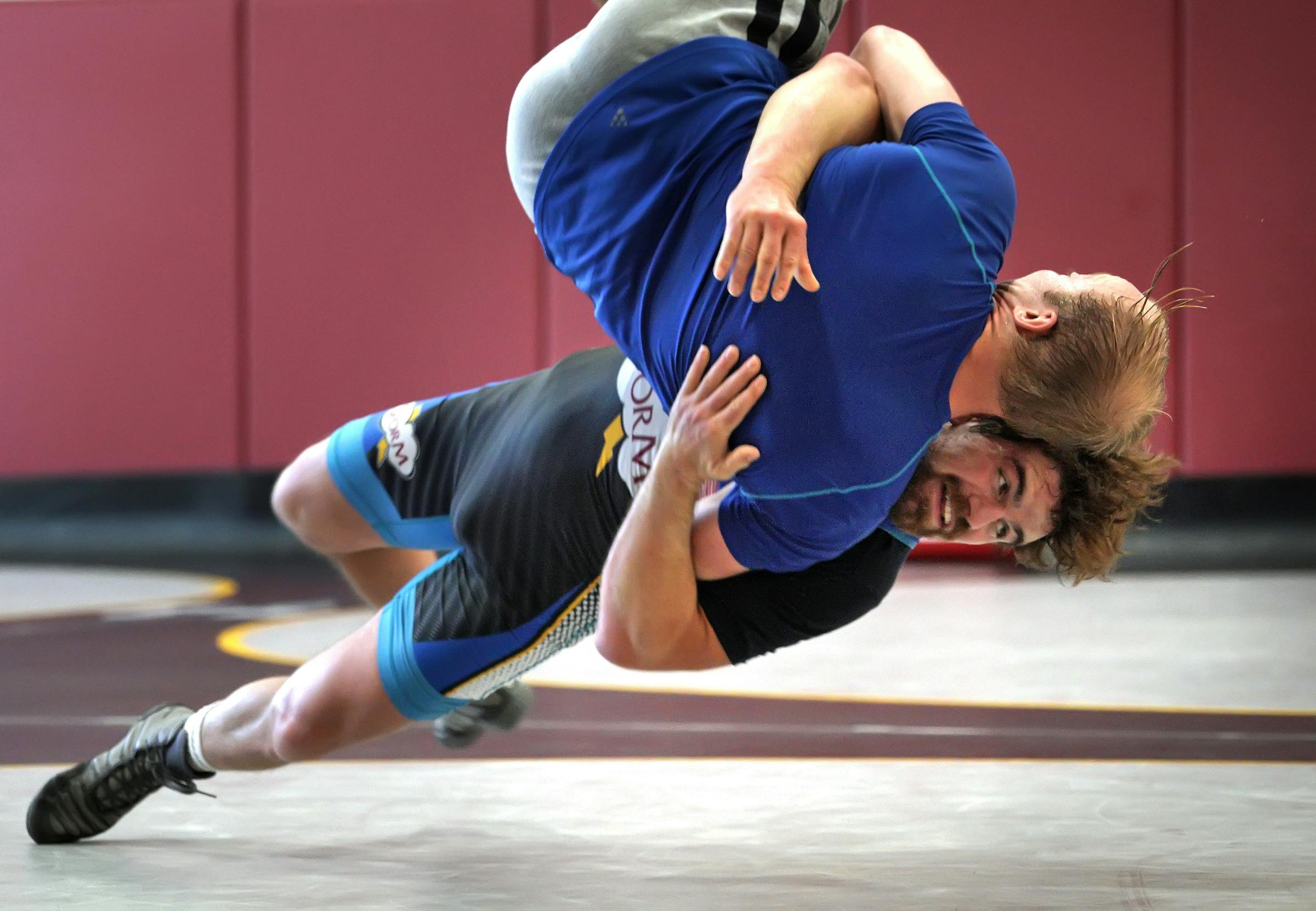 Former Gophers wrestler Pat Smith eliminated from world championships