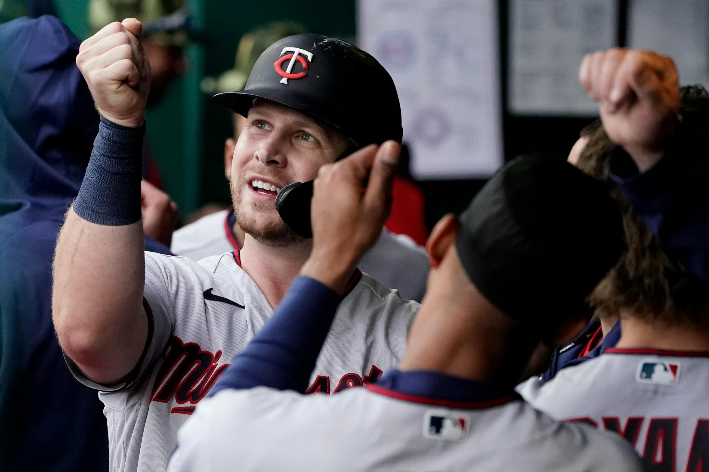 Twins activate Ryan Jeffers with catcher Sandy Leon headed for surgery
