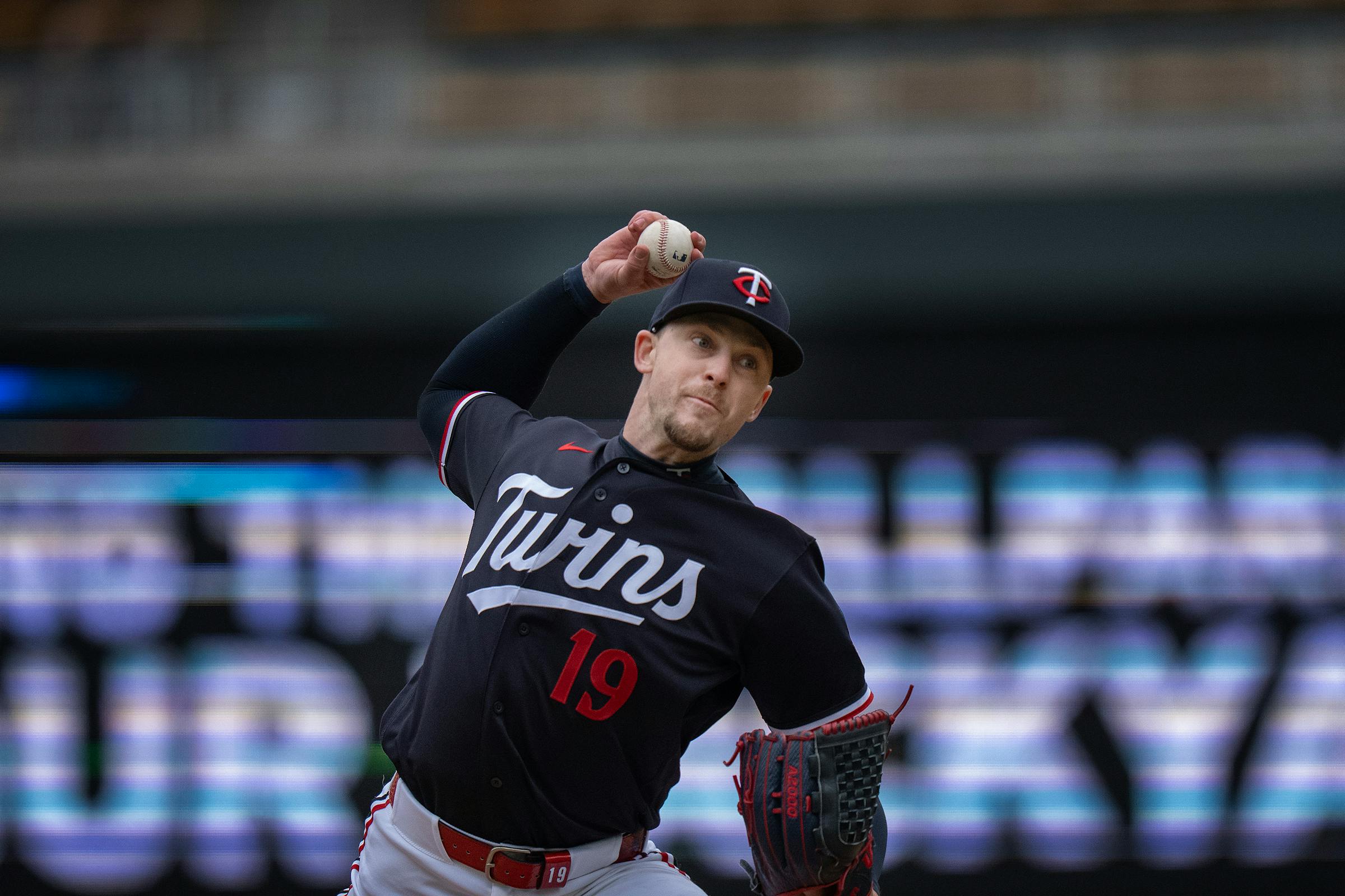 Eric Orze blows save as Twins lose to Mariners