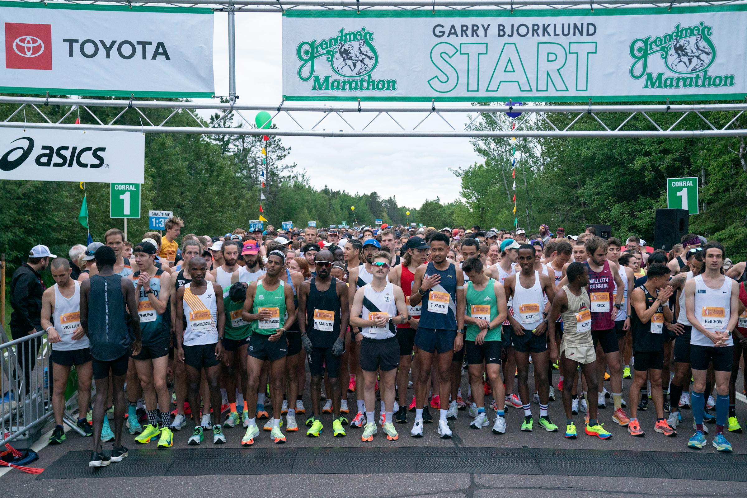 Elisha Barno, Volha Mazuronak win Grandma's Marathon titles