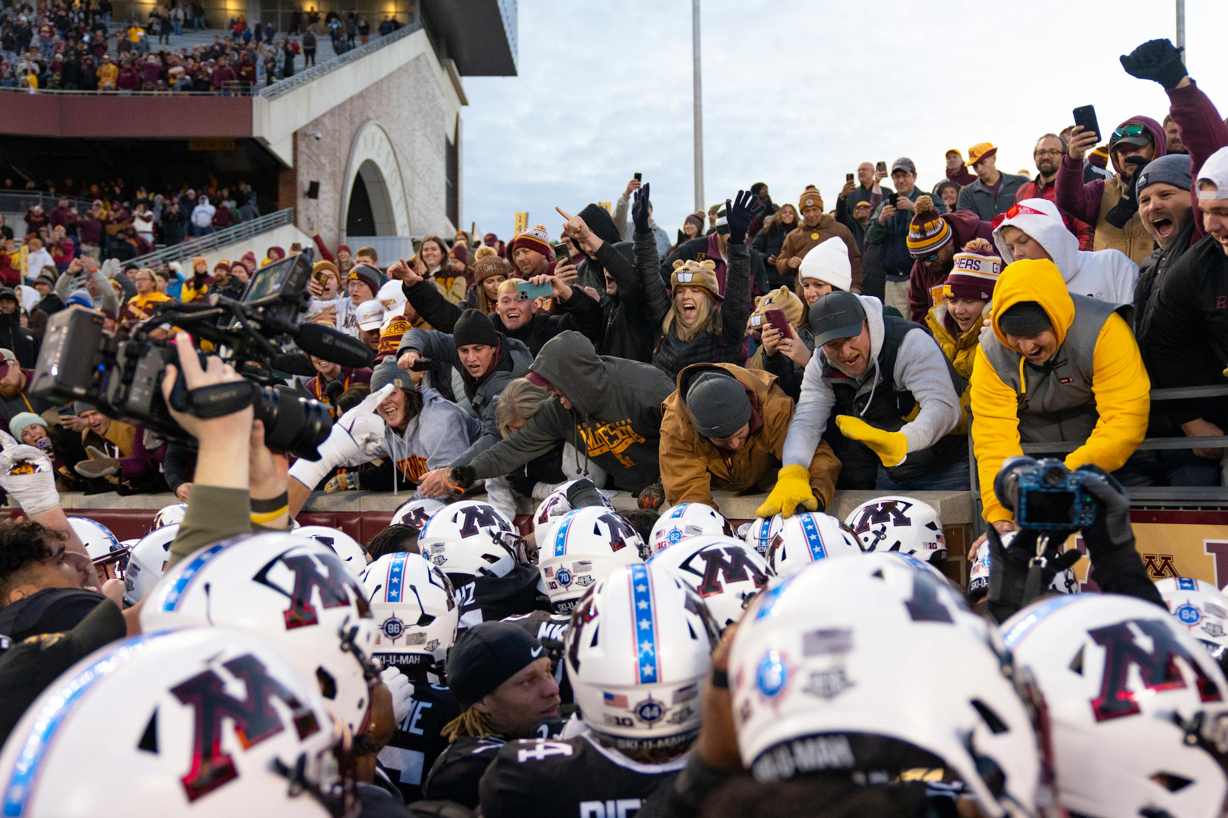 Gophers land offensive tackle Bennett Warren in portal from Tennessee
