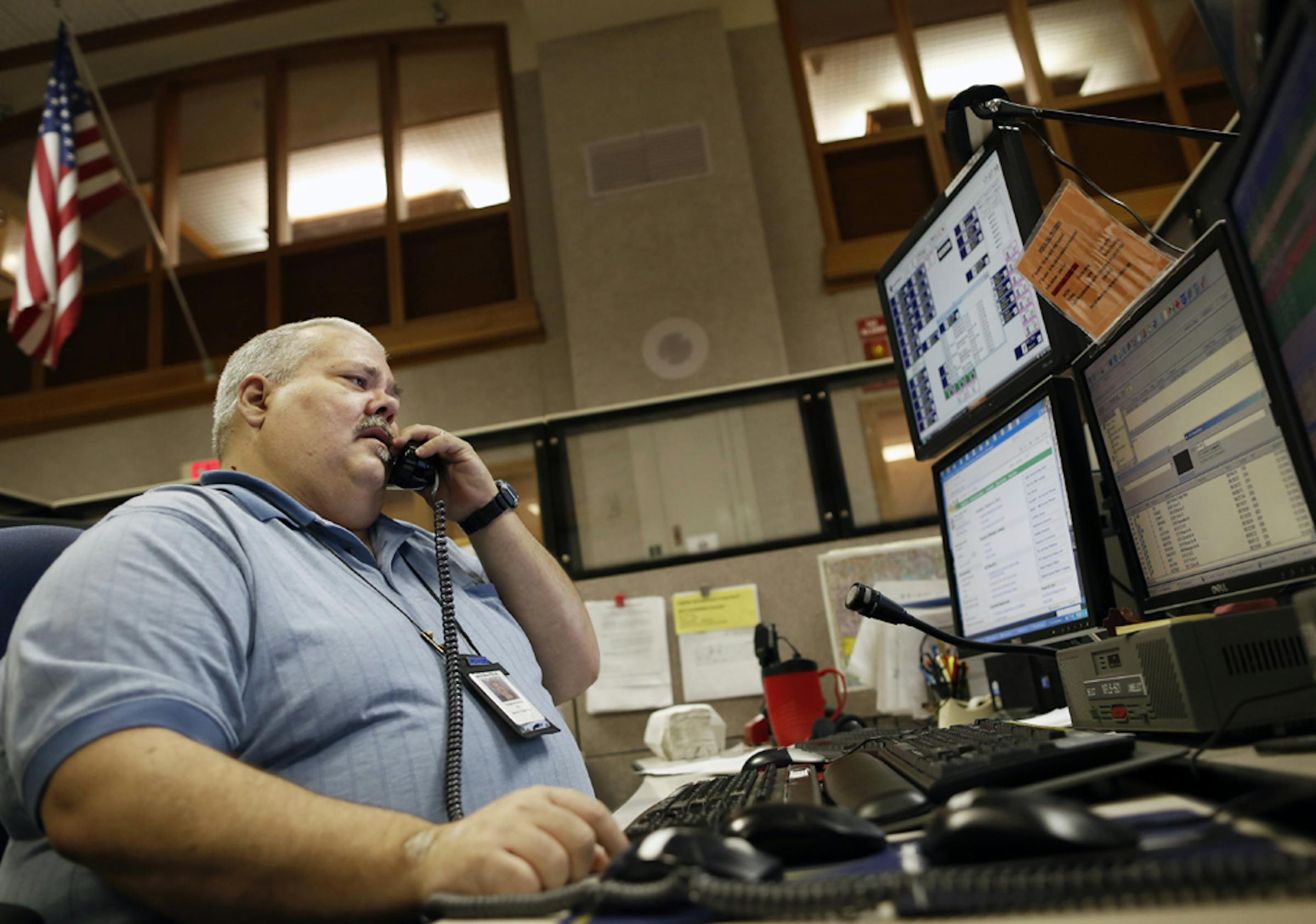 Unanswered Minneapolis 911 calls prompt change in operations