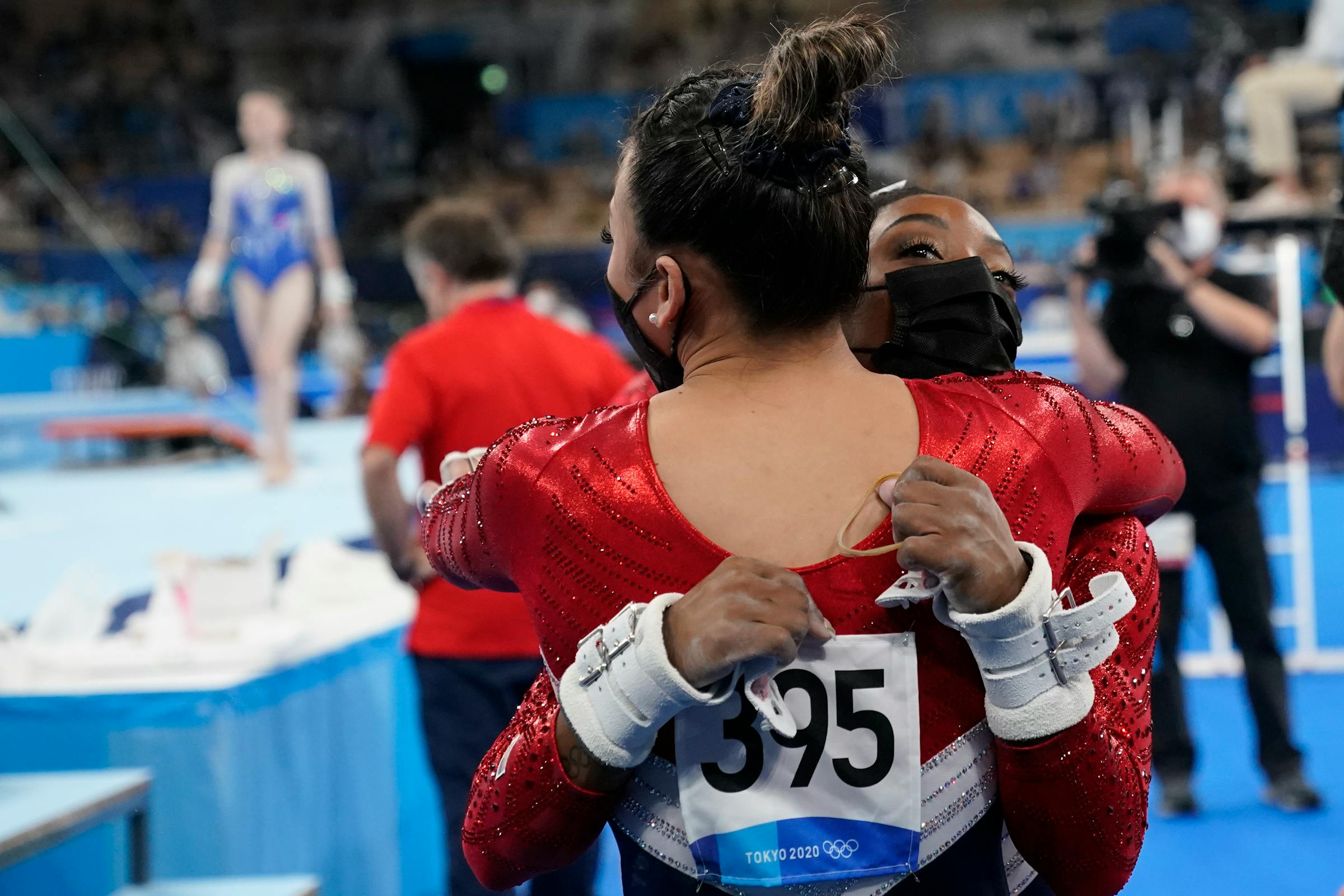 Suni Lee, Simone Biles returning to gymnastics competition in August at ...